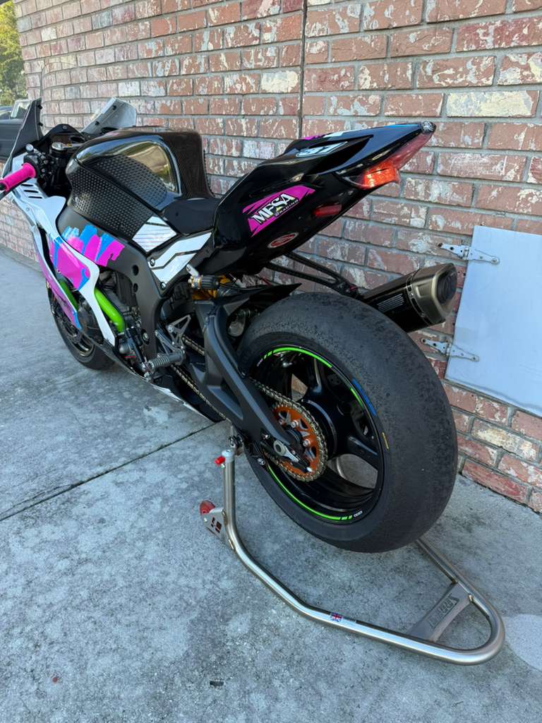 2024 Kawasaki Ninja ZX-10RR – Premium Track / Performance Build – Top ...